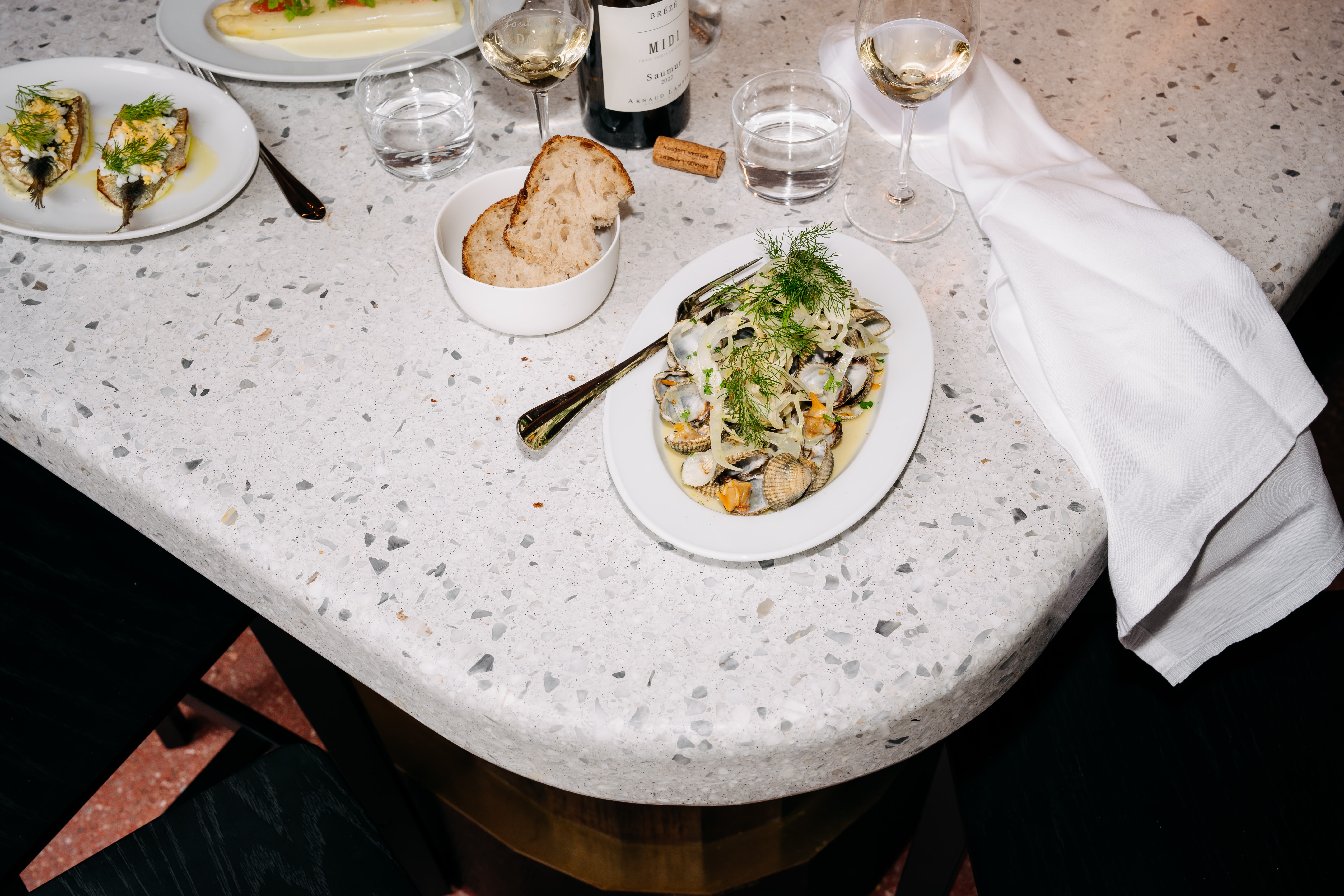 Petit Caron heropent naast Café Caron | Foodini